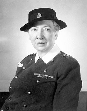 Col. Elizabeth Lawrie Smellie, first woman to reach rank of colonel in ...